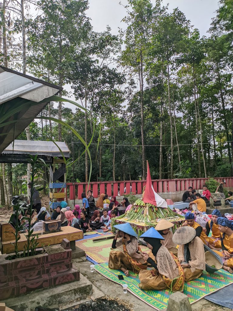 Tradisi Unik Mapag Sri, Ungkapan Syukur Masyarakat Sambut Panen Raya ...